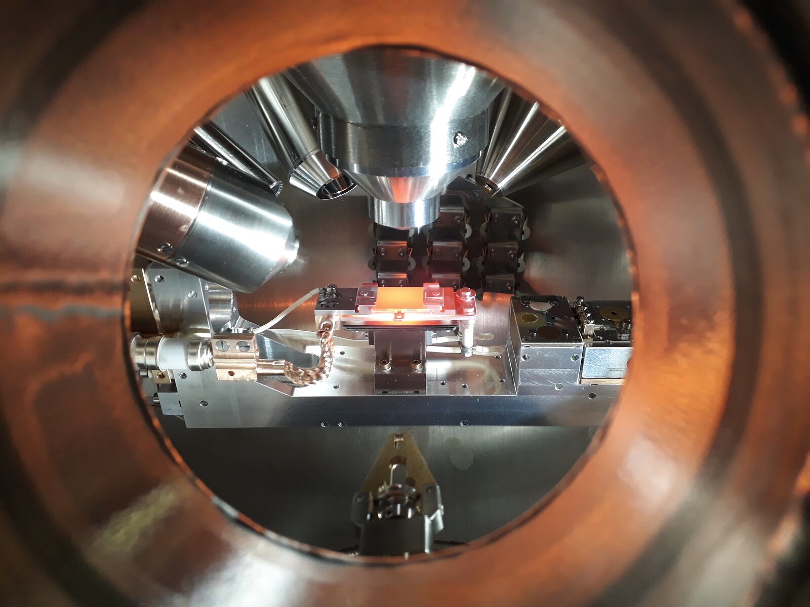 XPS Lab - Scienta Omicron